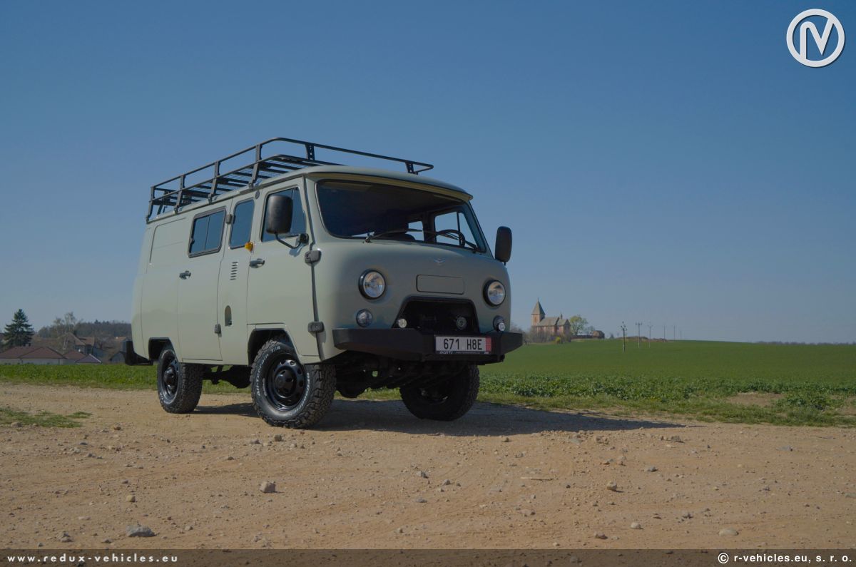 UAZ 3909 Combi Expedition | UAZ | Brands | Gallery | Redux-Vehicles.EU - Eastern Europe cars ...
