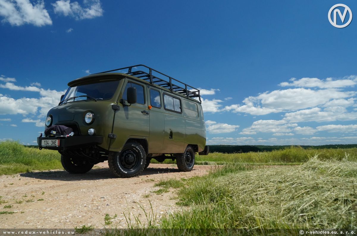 UAZ 3909 Combi Expedition | UAZ | Brands | Gallery | Redux-Vehicles.EU - Eastern Europe cars ...