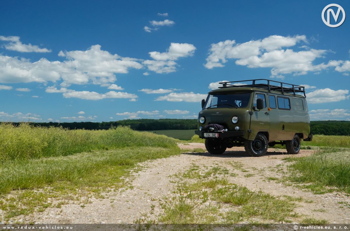 UAZ 3909 Combi Expedition | UAZ | Brands | Gallery | Redux-Vehicles.EU ...
