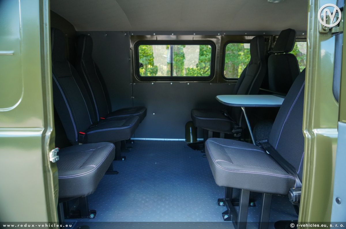 UAZ 3909 Combi Expedition | UAZ | Brands | Gallery | Redux-Vehicles.EU - Eastern Europe cars ...