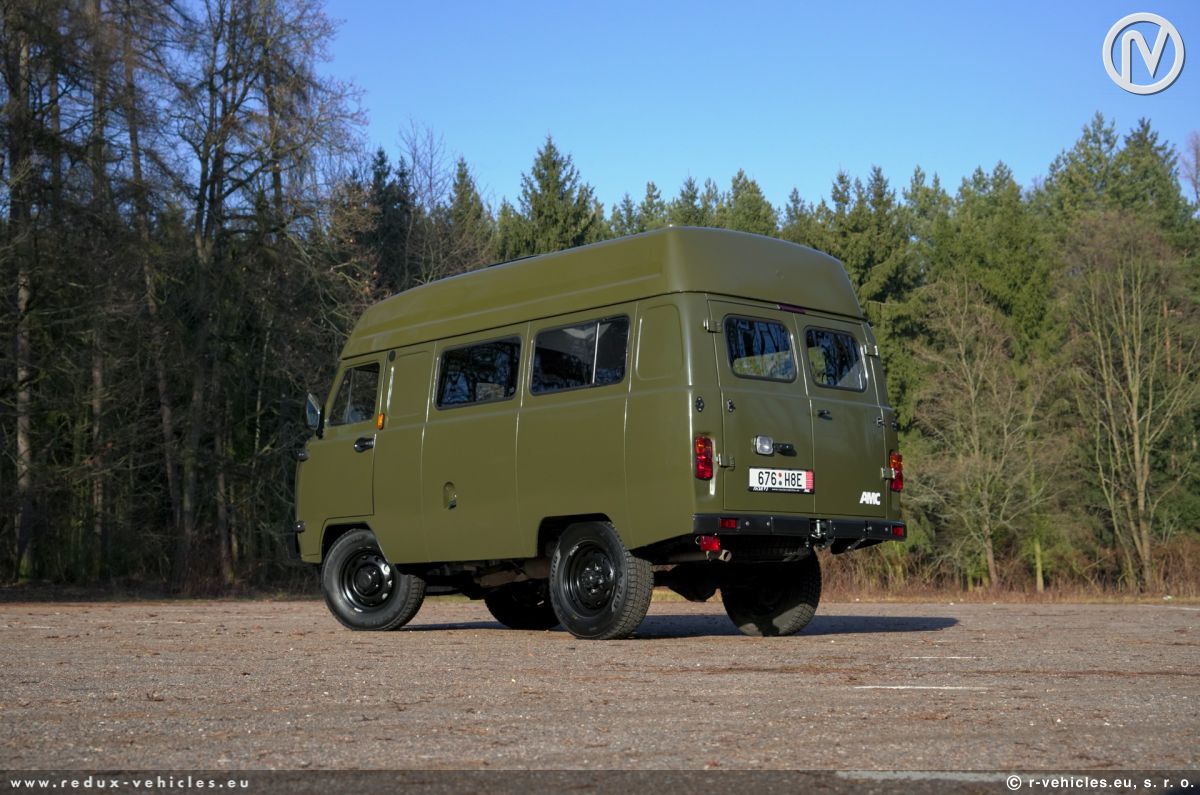 UAZ 3962 Medical Van | UAZ | Brands | Gallery | Redux-Vehicles.EU - Eastern Europe cars with EU ...