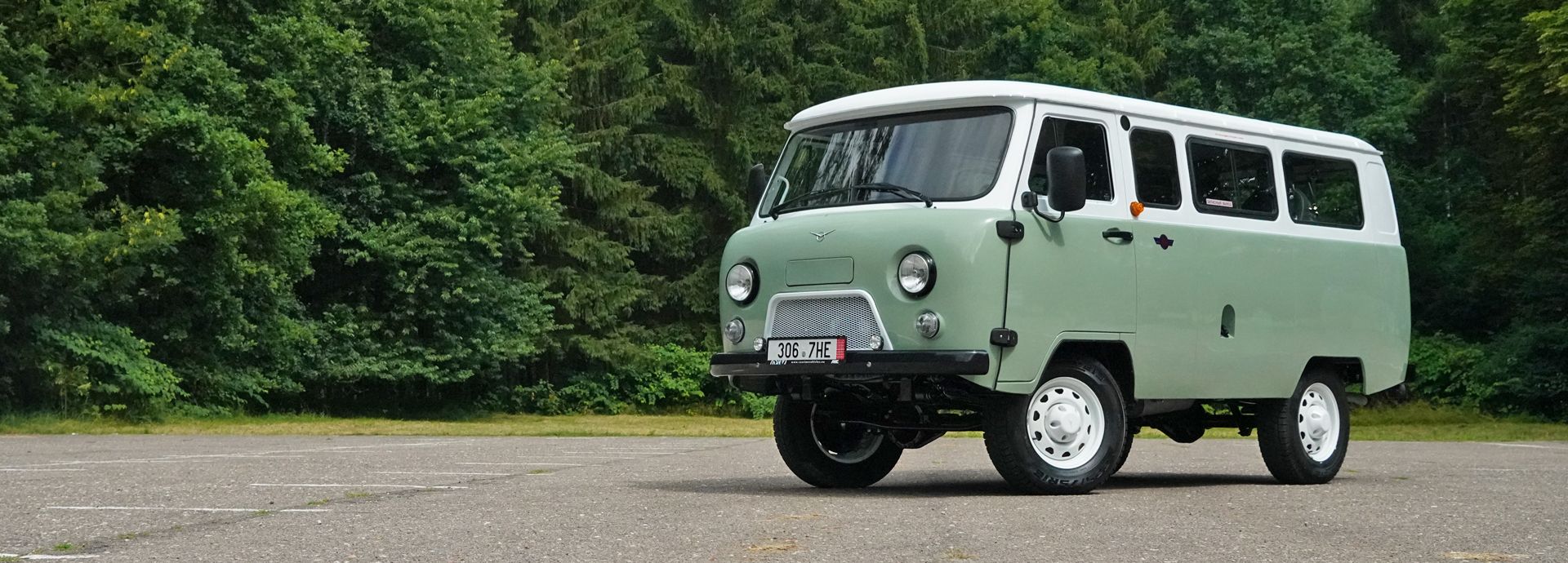 UAZ 2206 Country Van SG | Catalogue | Redux-Vehicles.EU - Eastern Europe cars with EU homologation