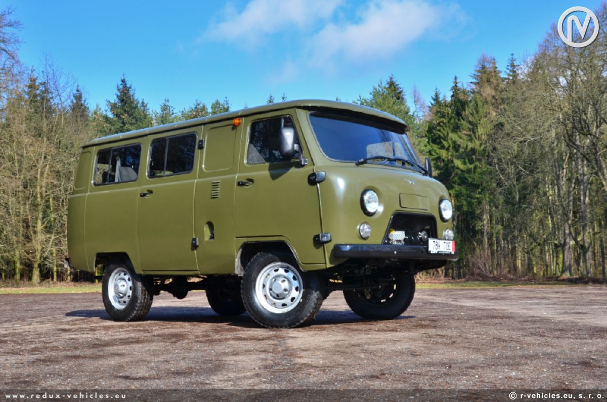 UAZ 3962 Medical Van | UAZ | Brands | Gallery | Redux-Vehicles.EU ...