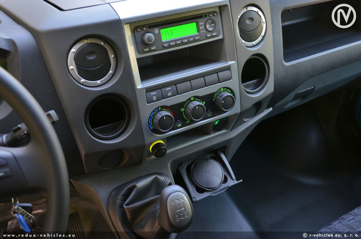 GAZelle NEXT Combi | GAZ | Brands | Gallery | Redux-Vehicles.EU ...