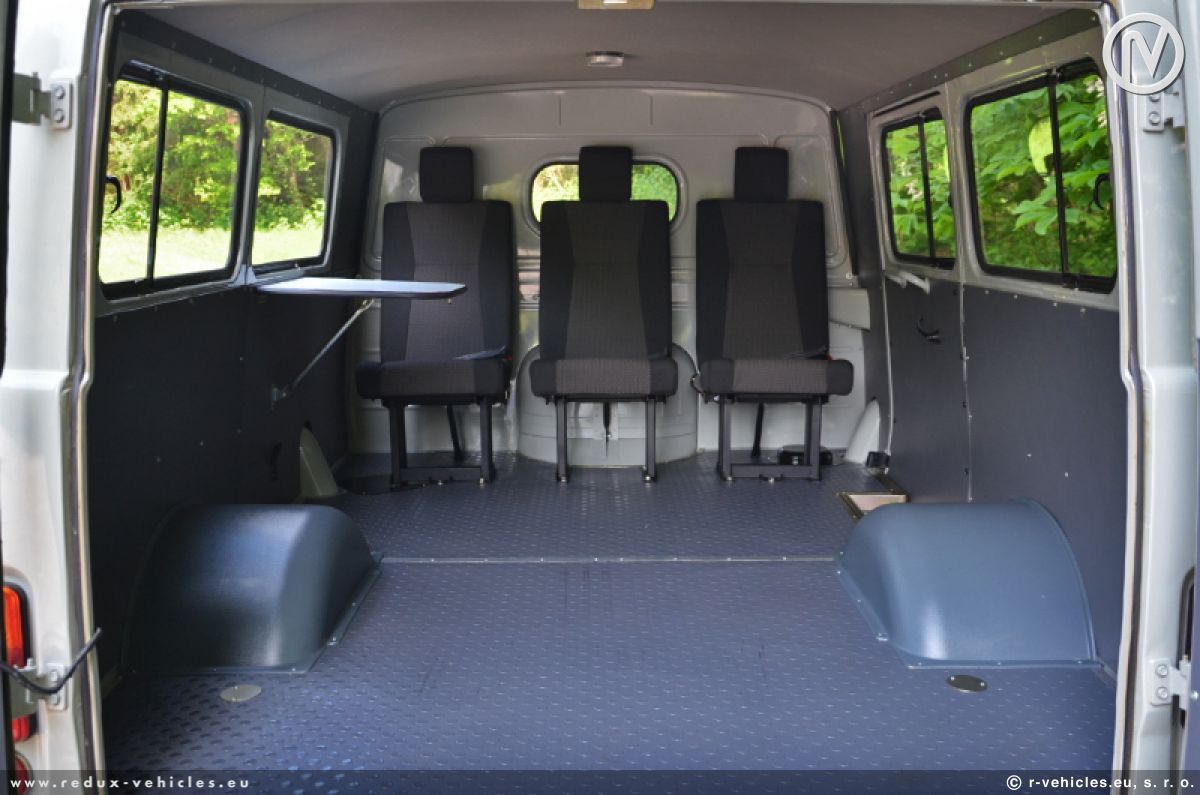 UAZ 3741 Cargo | UAZ | Brands | Gallery | Redux-Vehicles.EU - Eastern ...