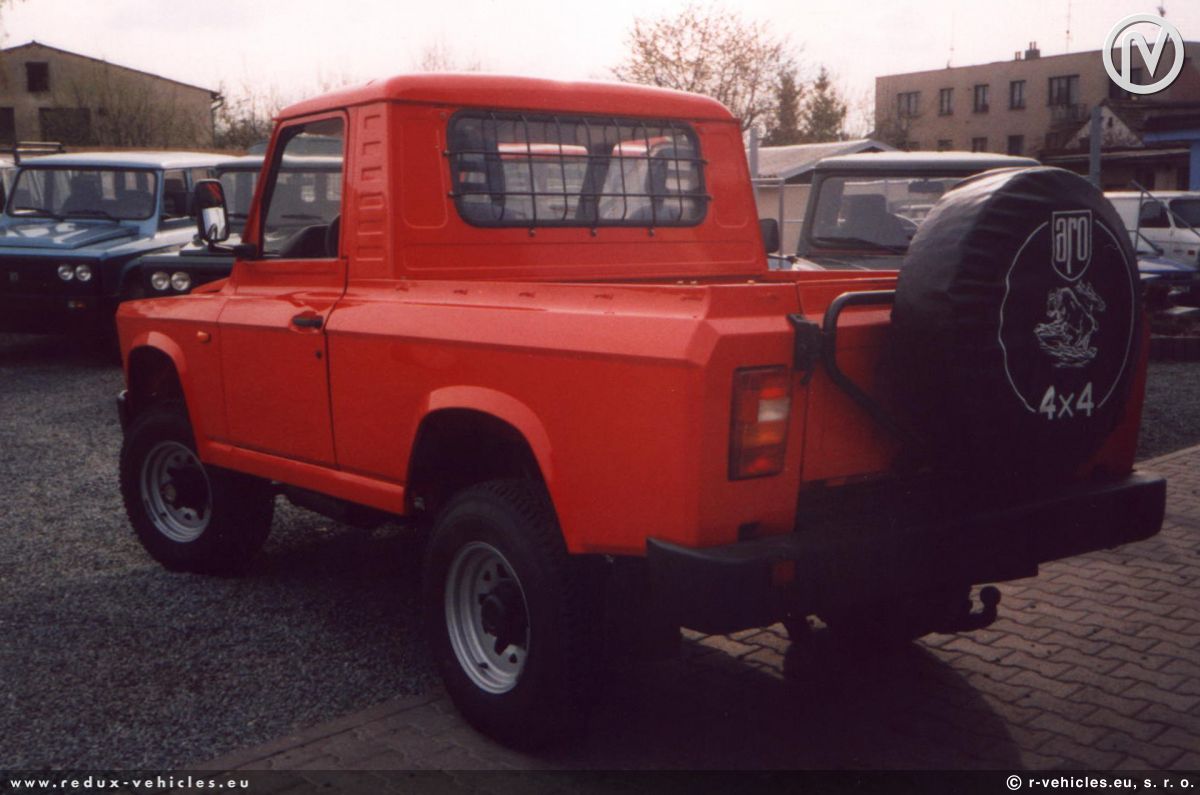 ARO 242 | ARO | Brands | History | Gallery | Redux-Vehicles.EU ...