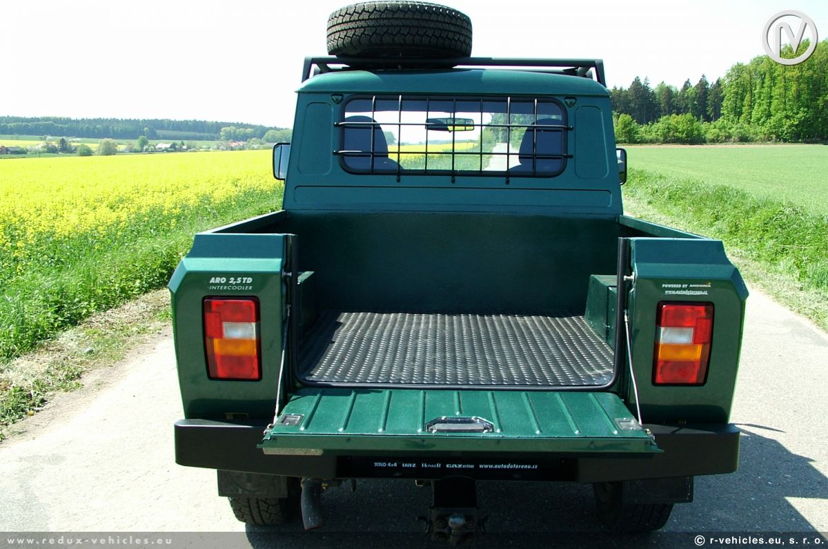 ARO 242 | ARO | Brands | History | Gallery | Redux-Vehicles.EU ...