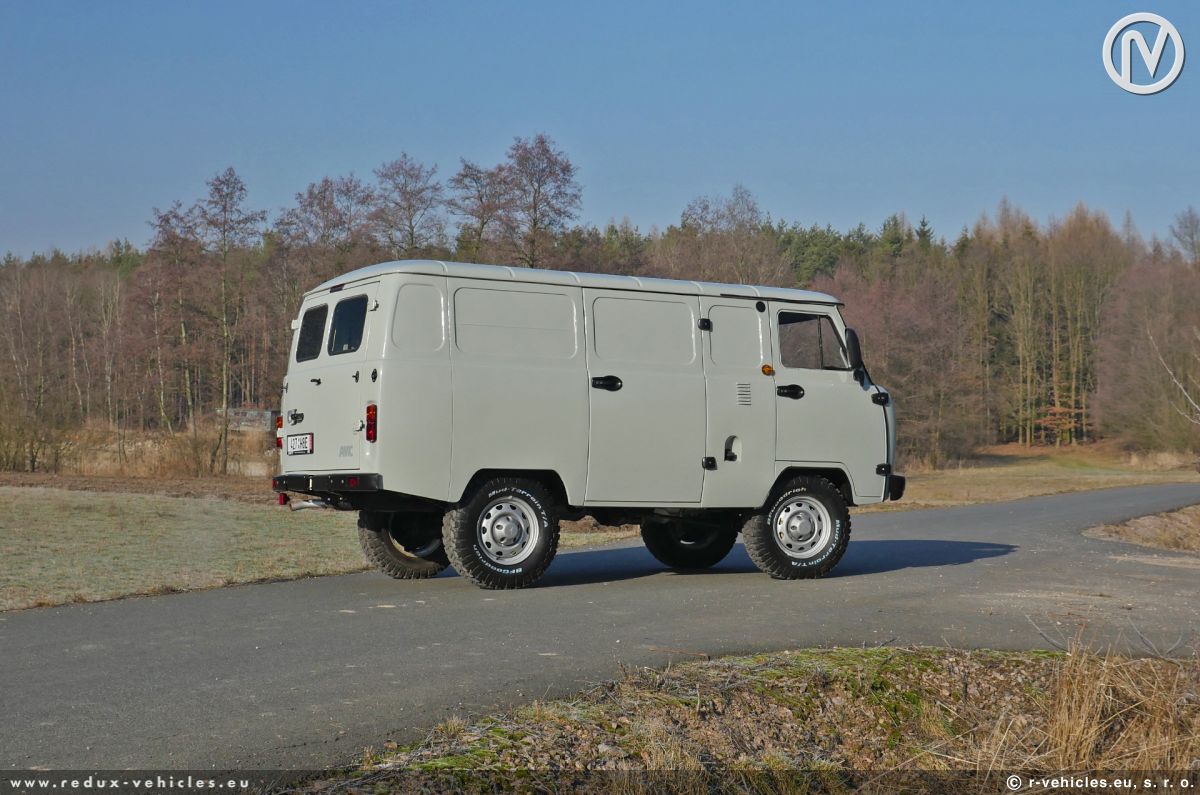 UAZ 3741 Cargo | UAZ | Brands | Gallery | Redux-Vehicles.EU - Eastern Europe cars with EU ...