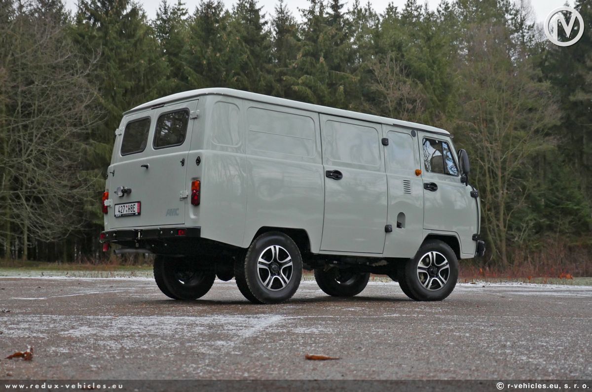 UAZ 3741 Cargo | UAZ | Brands | Gallery | Redux-Vehicles.EU - Eastern ...