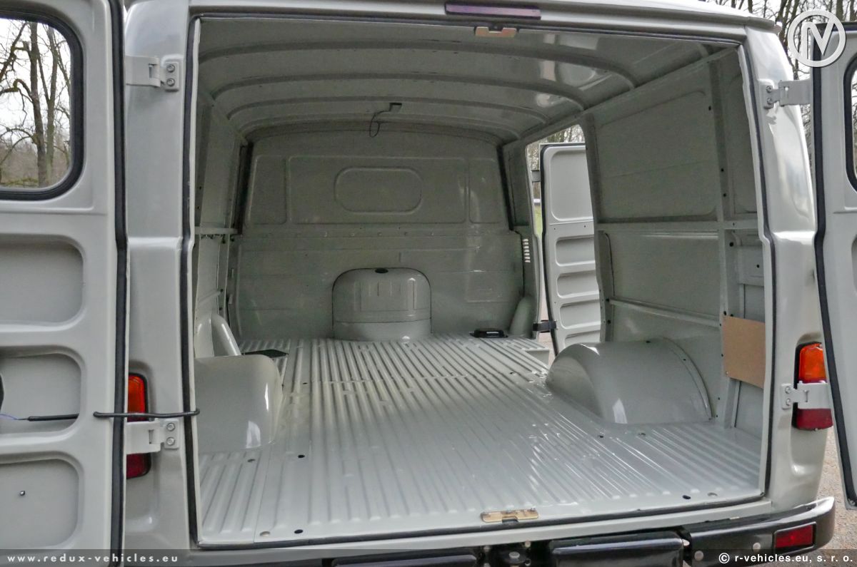 UAZ 3741 Cargo | UAZ | Brands | Gallery | Redux-Vehicles.EU - Eastern ...