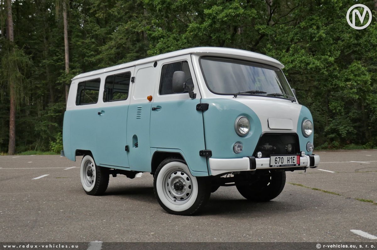 UAZ 3962 Medical Van | UAZ | Brands | Gallery | Redux-Vehicles.EU ...